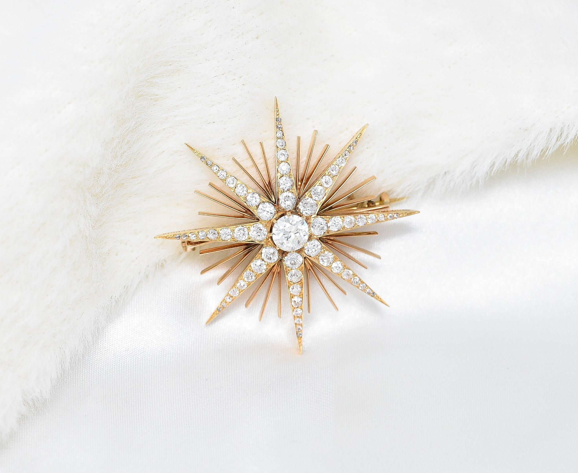 Fine Vintage and Antique Brooches | Wilson’s Estate Jewelry