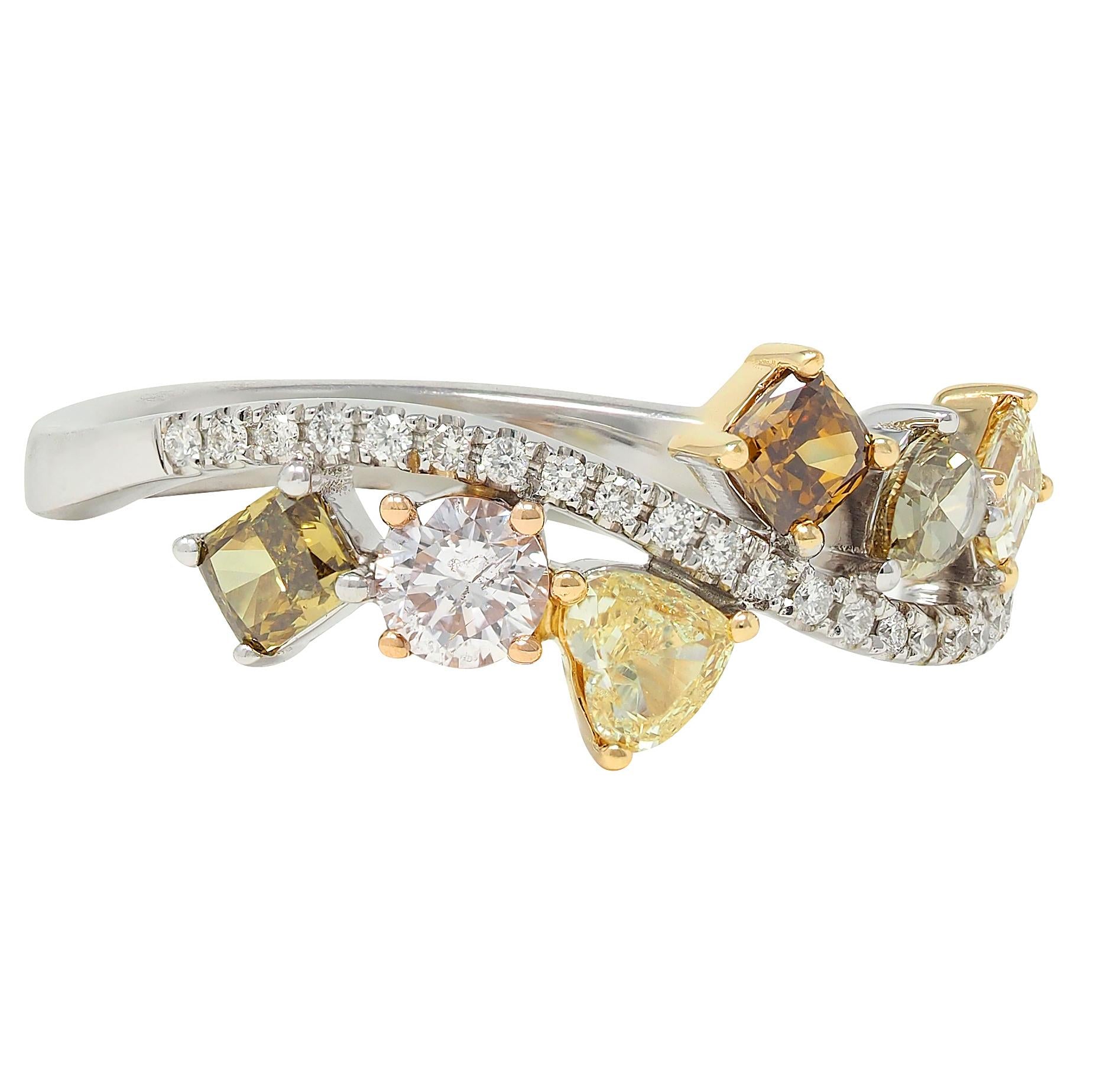 Modani Contemporary Fancy Diamond 18 Karat Two-Tone Gold Band Ring