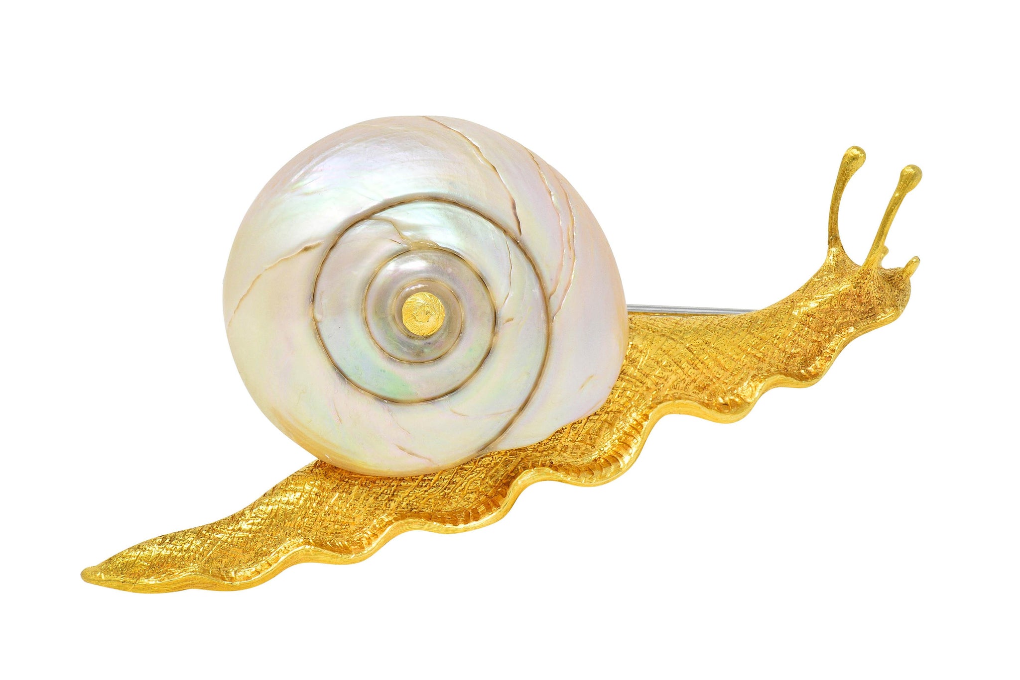 Buccellati 1960s Mother-Of-Pearl 18 Karat Yellow Gold Vintage Snail Br
